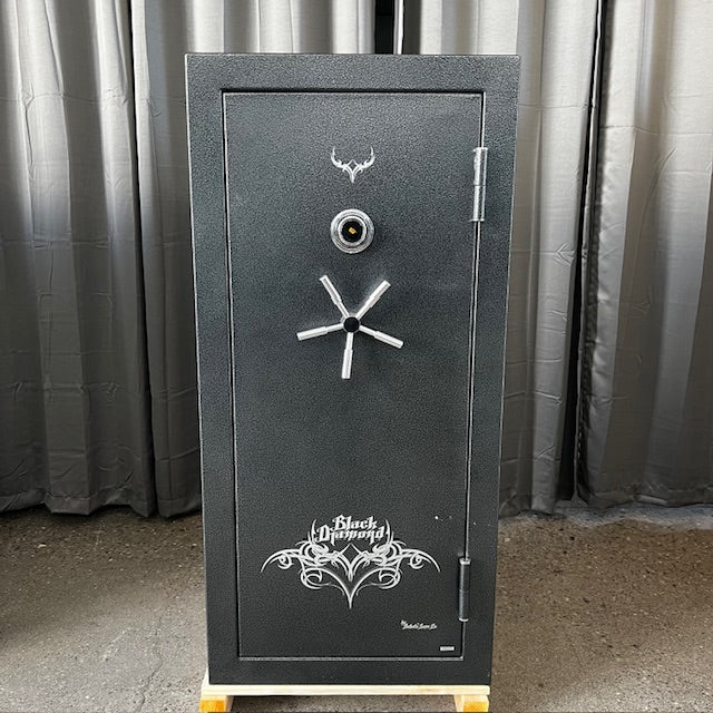 Used Dakota Black Diamond Gun Safe For Sale | The Safe Keeper